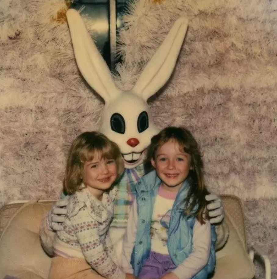 40 Truly Disturbing Easter Bunny Photos That’ll Haunt Your Nightmares ...